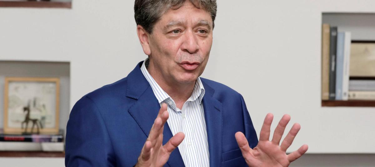 La respuesta de Bruce Mac Master a Ocampo sobre el 'pánico económico'