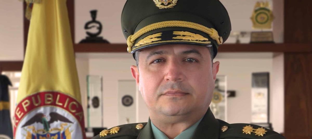 Por qué denunciarán a director del Inpec, general Norberto Mujica
