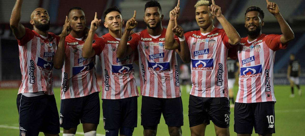 Deiber Caicedo vuelve al 'tiburón': Junior de Barranquilla lo oficializó como refuerzo