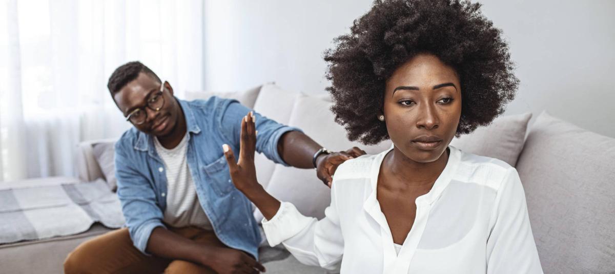 Darse una pausa de cinco segundos puede ayudar a resolver mejor los conflictos en pareja, revela ...