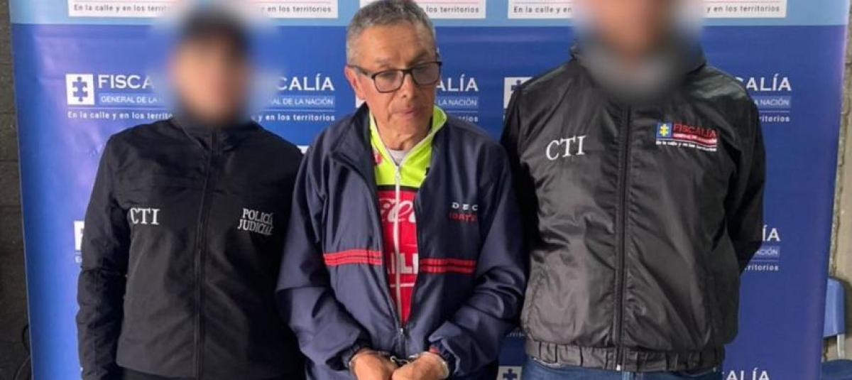 Mandan a la cárcel a profesor de inglés que habría abusado de varias ...