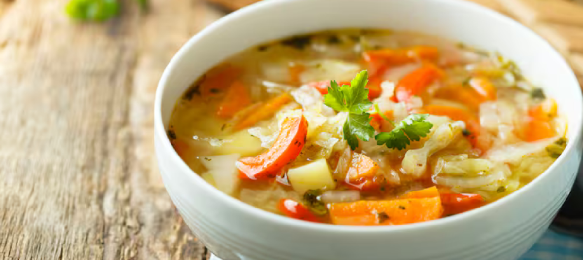 ¿Por qué debería tomar sopa a diario? Dos nutricionistas revelan las ...
