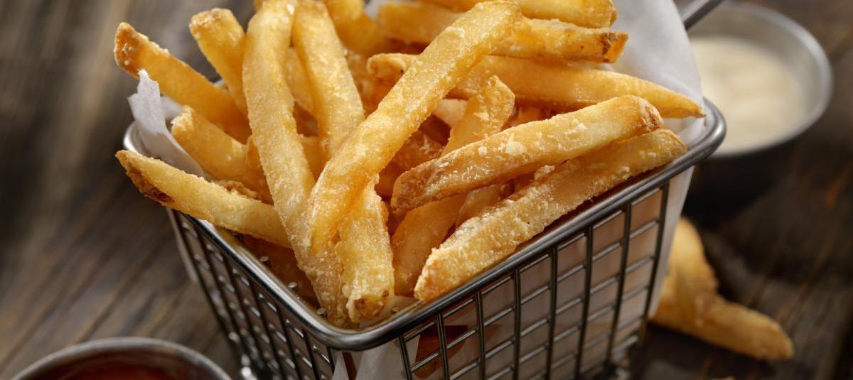 Papas fritas: este es el truco clave para que no le queden llenas de ...