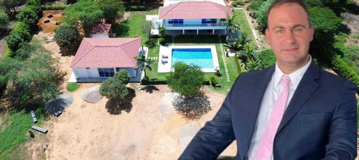 Habla el extranjero señalado de ser el dueño de la lujosa mansión en la ...