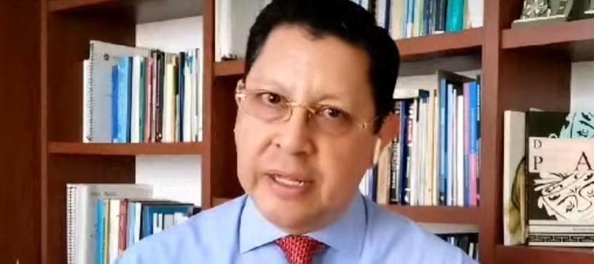 Universidad Libre elige al abogado Kenneth Burbano como decano de la ...