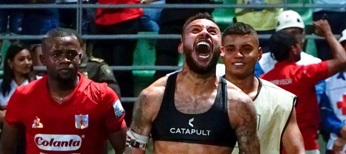 Duván Vergara hizo magia: tremendo golazo de tiro libre le da la ...