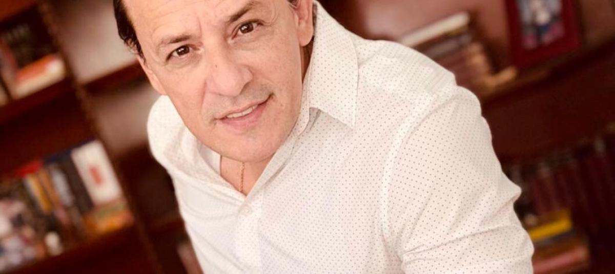 El escritor Luis Felipe Vázquez Aldana: vivir y no dejar de narrar