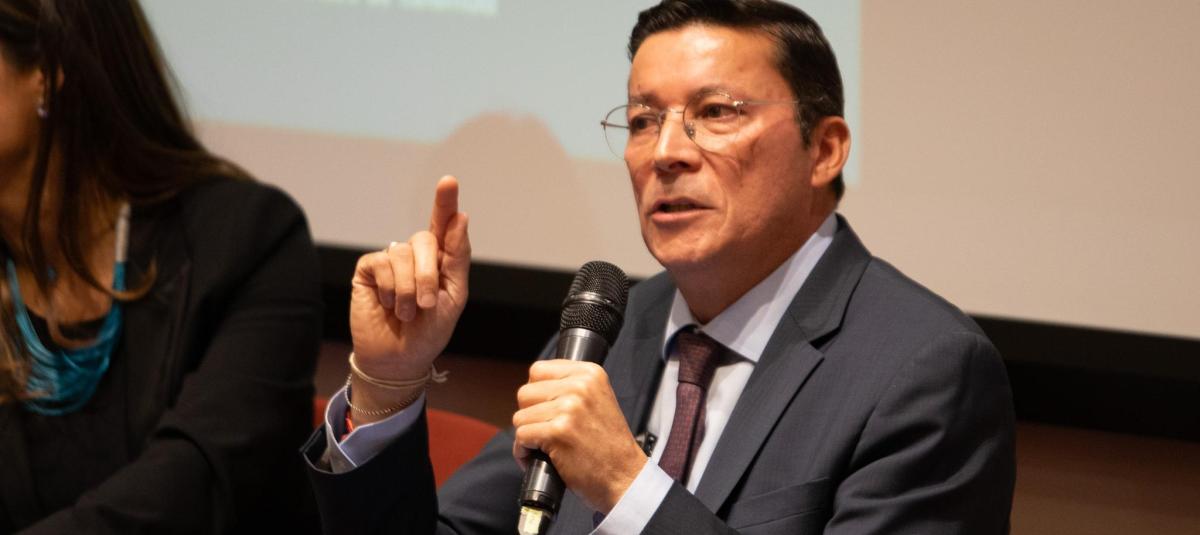 'Al atacar a la Registraduría, no estamos entendiendo que se pone en riesgo la democracia ...