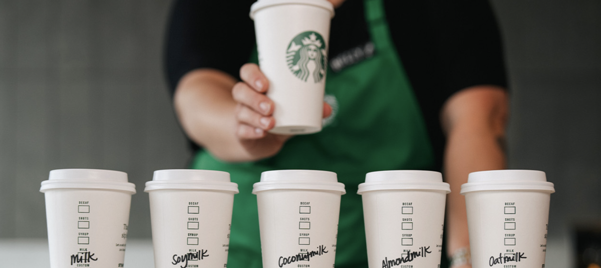 Starbucks ofrece café gratis por tiempo limitado a estos clientes