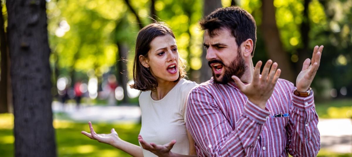 Experto revela cómo calmar a una persona furiosa en menos de dos minutos: la técnica efectiva