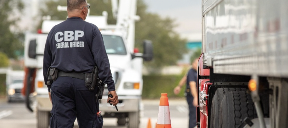 Llevaba esta cantidad de dinero en Texas y CBP lo catalogó como ...