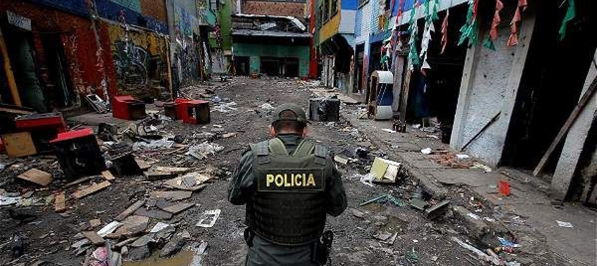 ¿Cómo era la calle del Bronx en Bogotá y qué se encontró en ella?