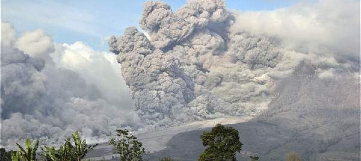 Erupción del volcán Tambora en Indonesia