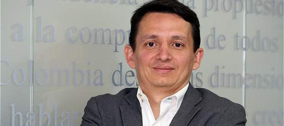 Entrevista de María Isabel Rueda a Daniel Mauricio Rico