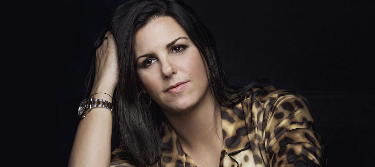 Perfil de Rebeca León, mánager de Juanes y J Balvin