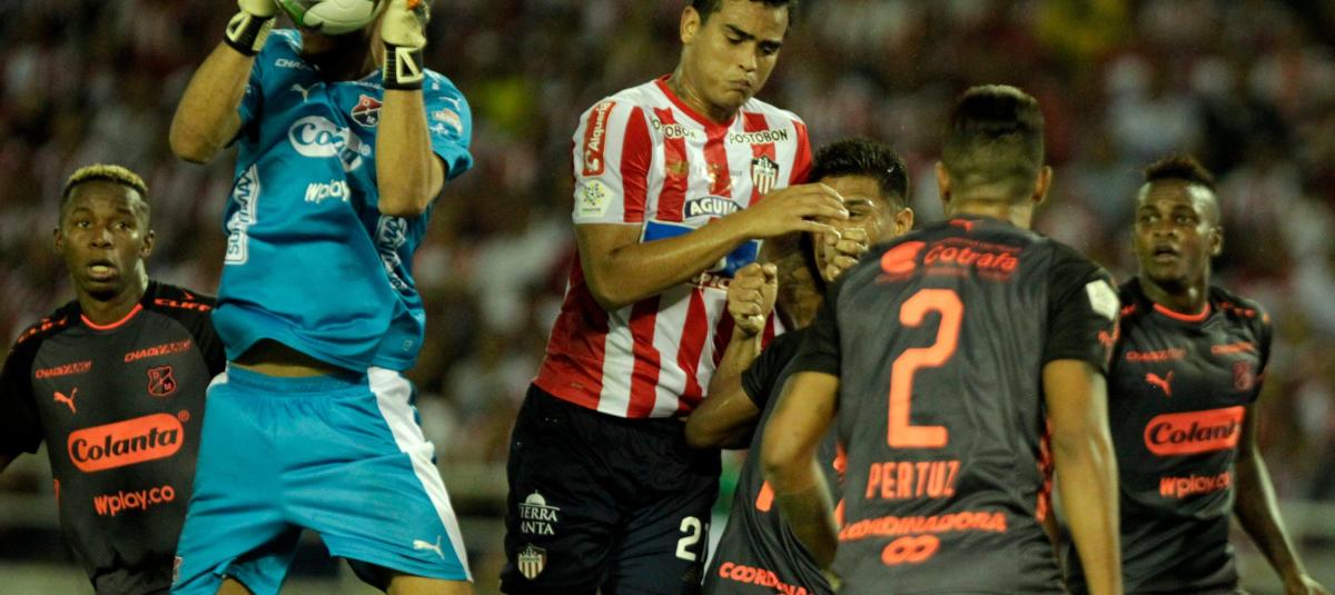 Los errores en defensa en la derrota del Medellín contra Junior