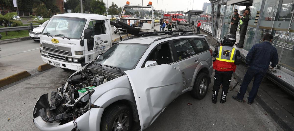 Imágenes De Cadáveres En Accidentes Automovilísticos Dos Muertos En