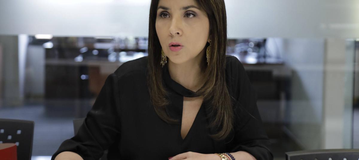 Entrevista con María Victoria Angulo, ministra de Educación, sobre los ...