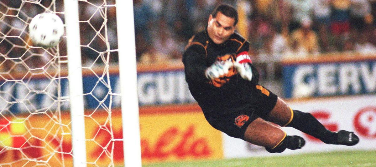 La pelea entre Faustino Asprilla y José Luis Chilavert, en 1997