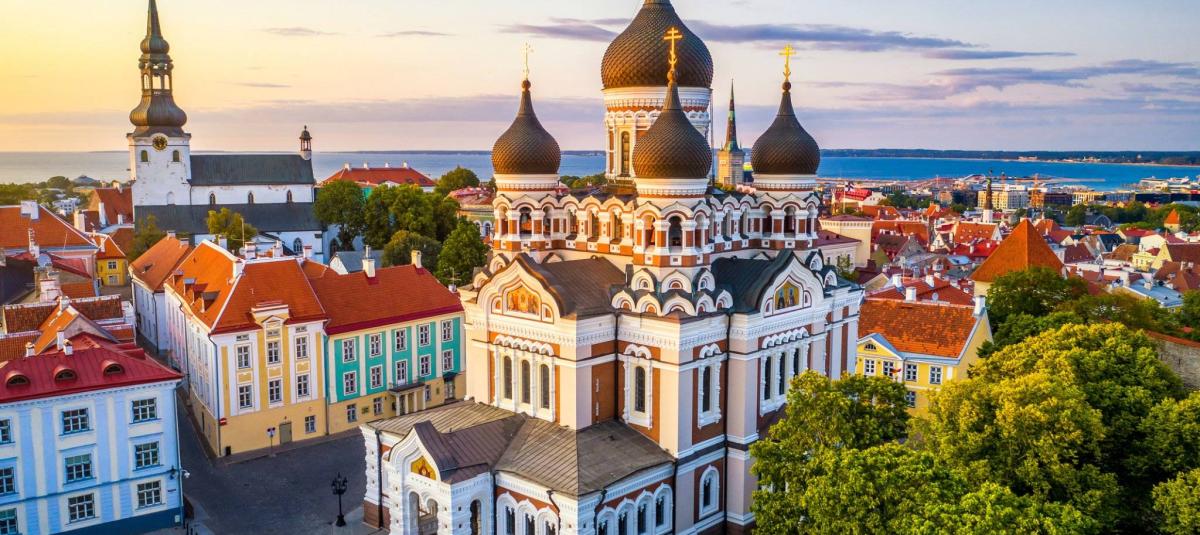 Tallin: historia, datos y lugares turísticos de la capital de Estonia