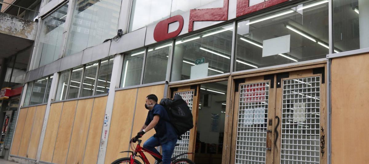 Almacenes Only: de entregar la ropa en baldes a repartirla en bicicleta