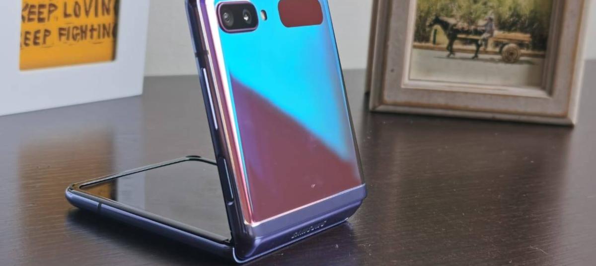 Teléfono plegable de Samsung: Galaxy Z Flip características y precio en ...