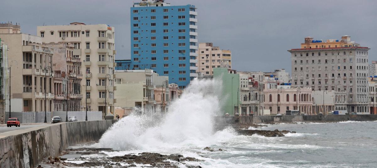 Tormenta tropical Laura se convertirá en huracán y se dirige hacia ...