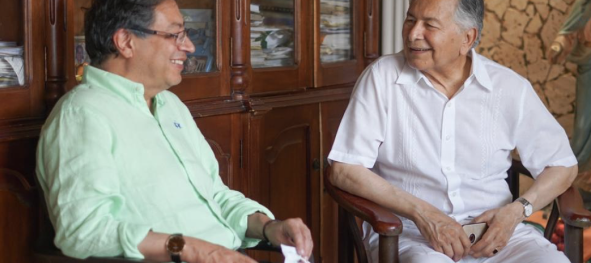 ¿Quiénes son los padres de Gustavo Petro?