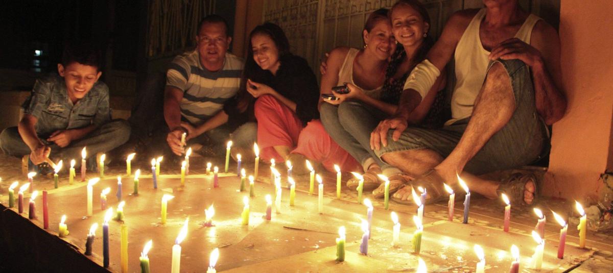 Día de las velitas: ¿cuál es la mejor hora para prenderlas y cuántas ...