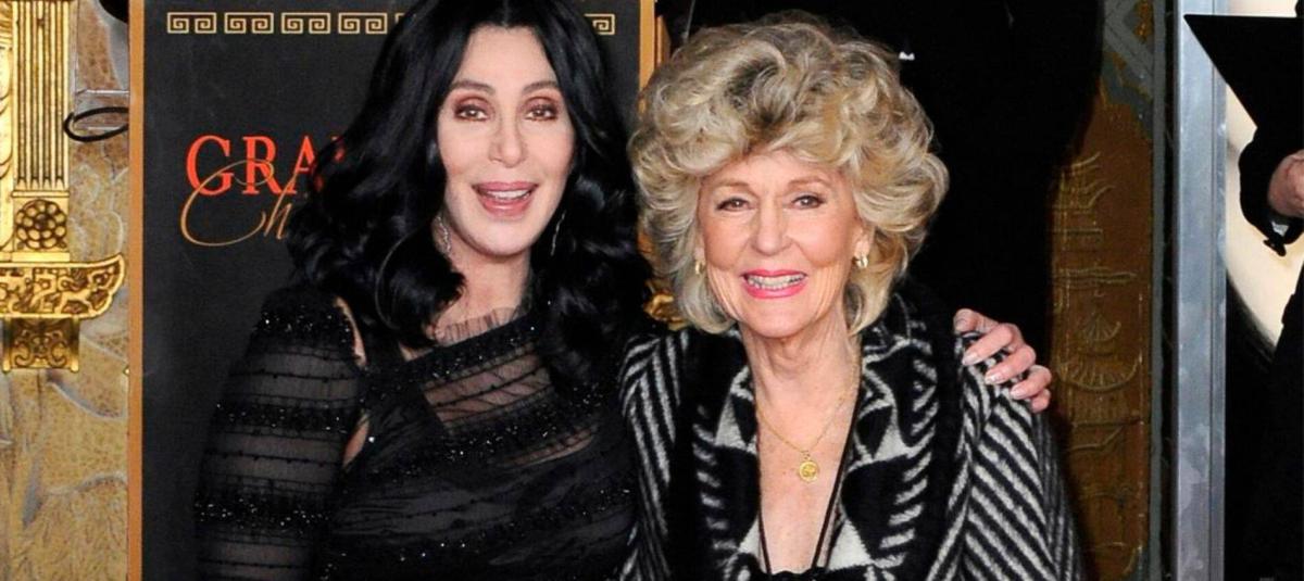 Cher confirma la muerte de su mamá Georgia Holt: 'Mamá se fue'