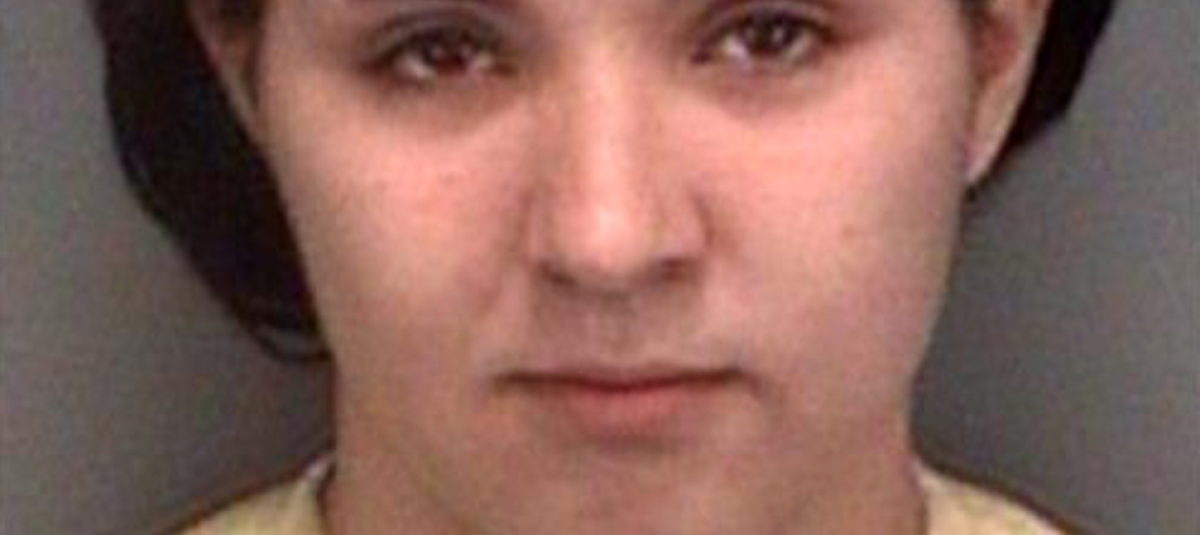 Mujer con ataque de hipo se hizo famosa y fue condenada a Cadena Perpetua