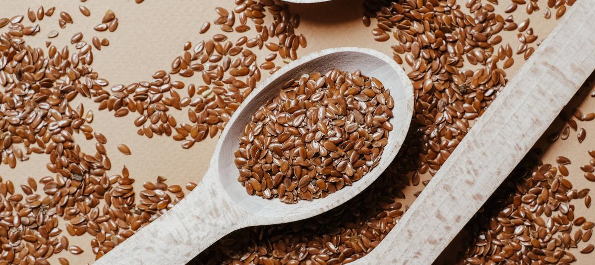 Linaza: ¿es mejor consumirla entera o molida?