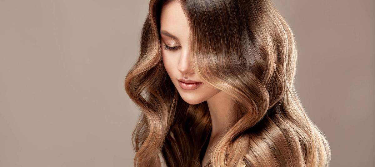 Cabello color caramelo: 3 formas de cuidar este delicado color