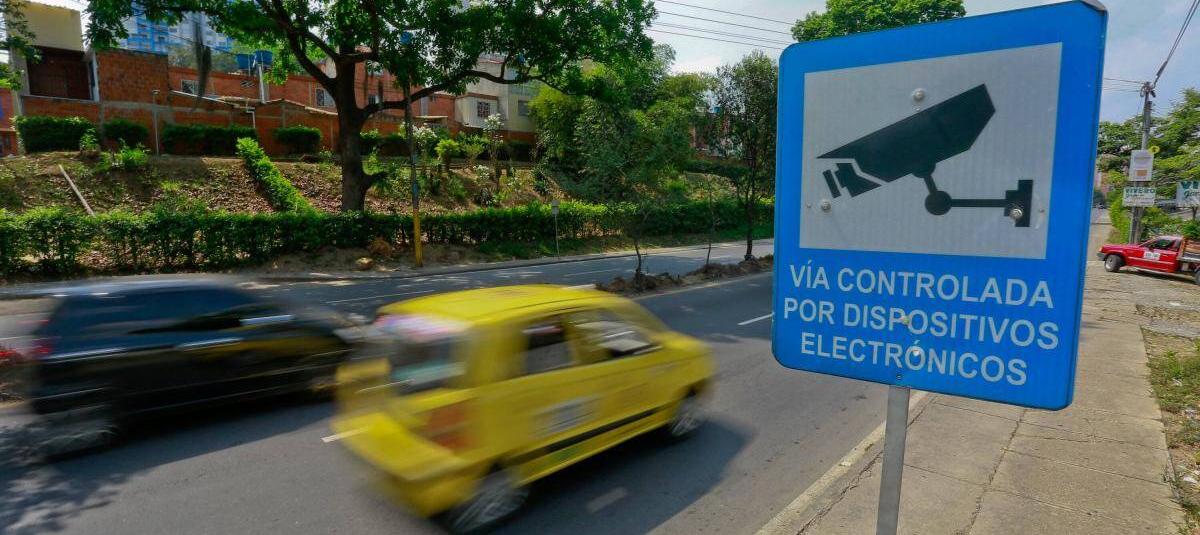 ¿Cómo consultar si tengo multas o comparendos en el SIMIT Barranquilla?