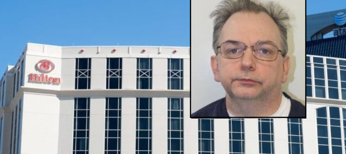 Huésped descubre al gerente del hotel chupándole los dedos de los pies