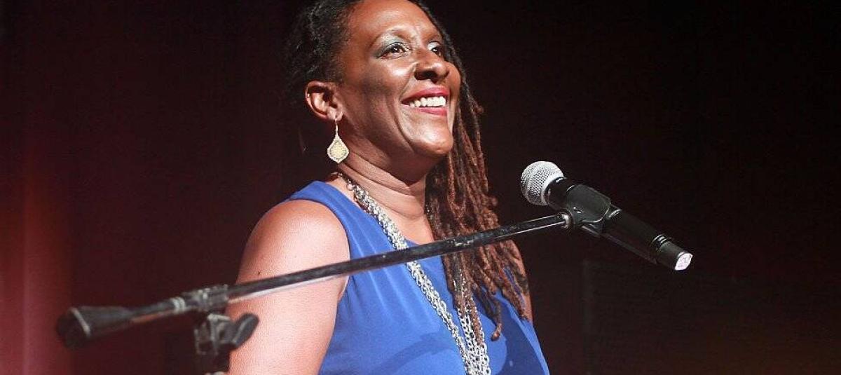 Mayra Santos-Febres: '¿Para qué queremos ser vírgenes?'