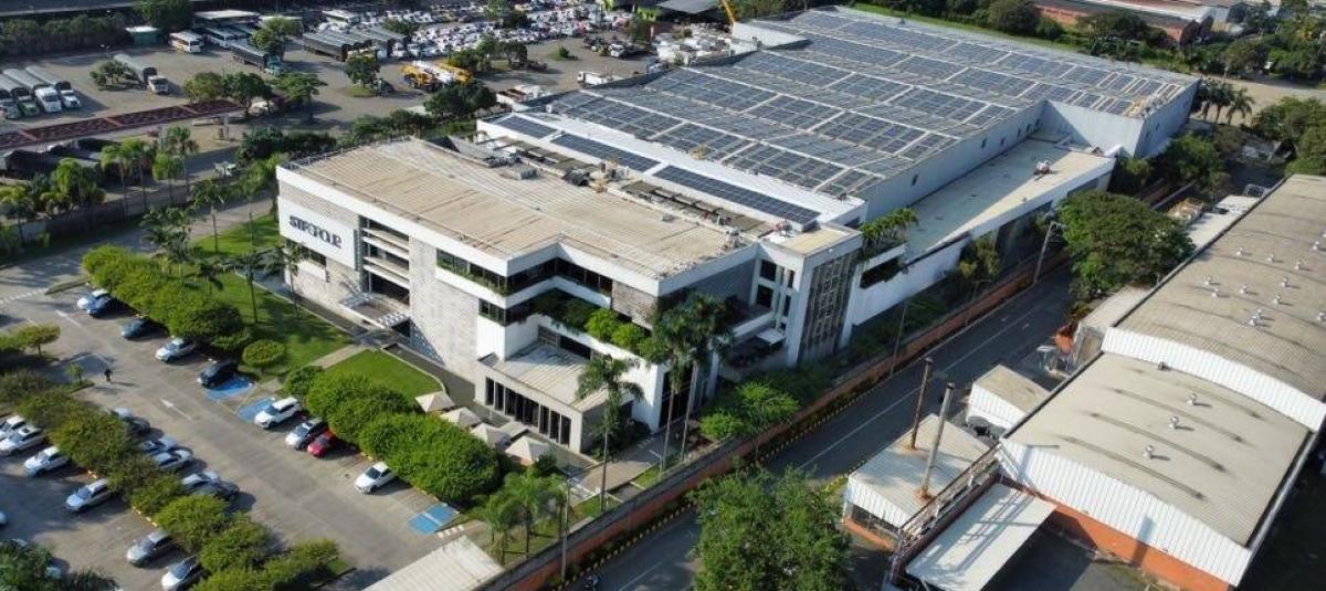 ¿Cómo una empresa puede aportar al ambiente, recogiendo agua lluvia?