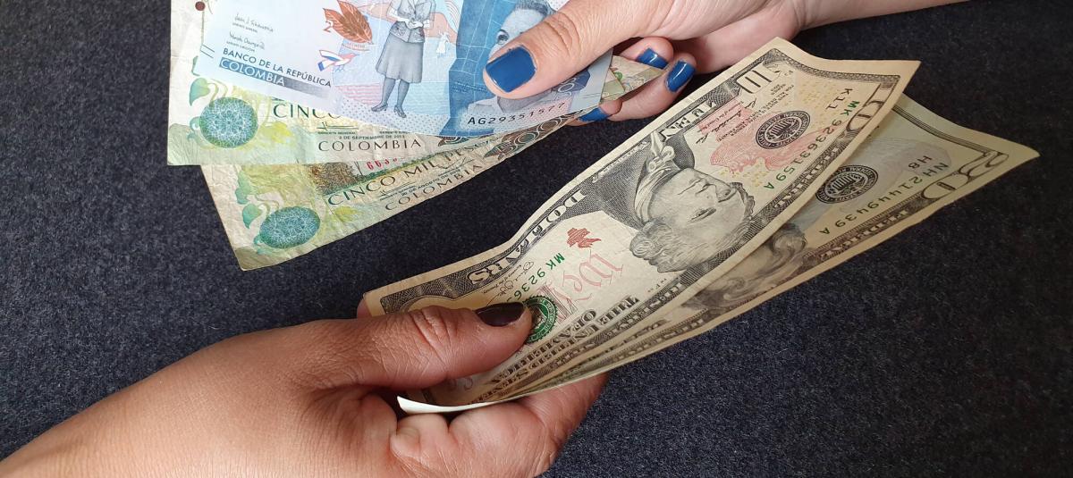 Si gana en dólares este es el proceso para declarar renta