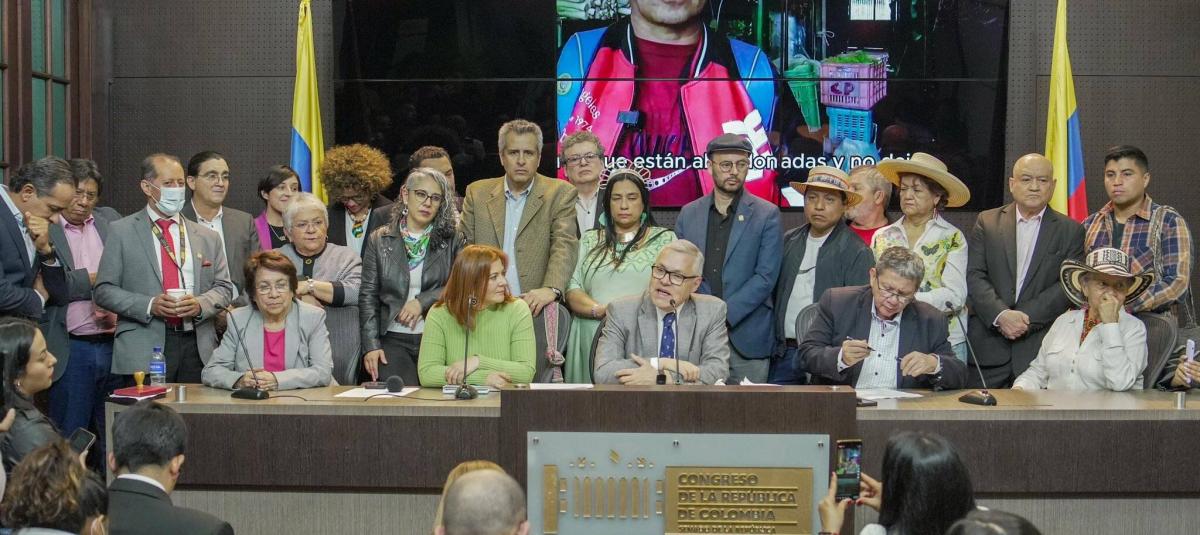 Gobierno radicó dos proyectos de ley para implementar la Jurisdicción Agraria y Rural