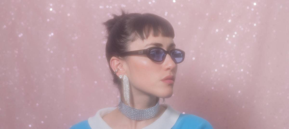 Paula Pera sigue escribiendo la historia del ‘Nostalgia Pop’ con nuevo ...