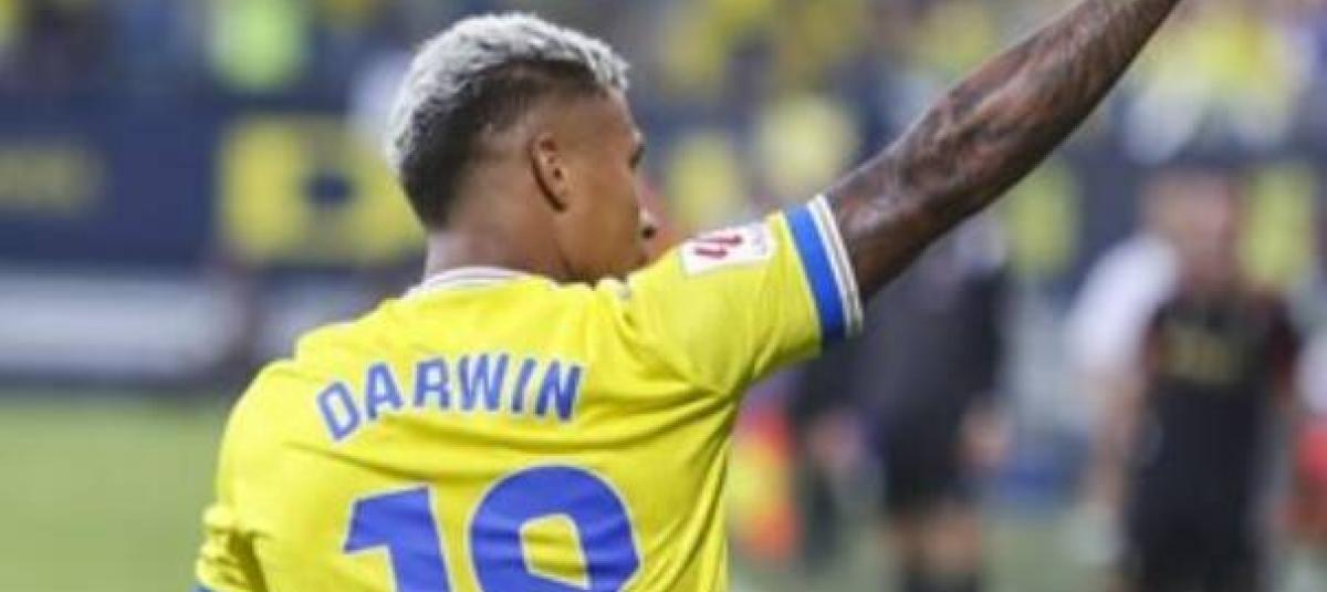 Lo que se sabe de la multa a Darwin Machís por agredir a exnovio de su ...