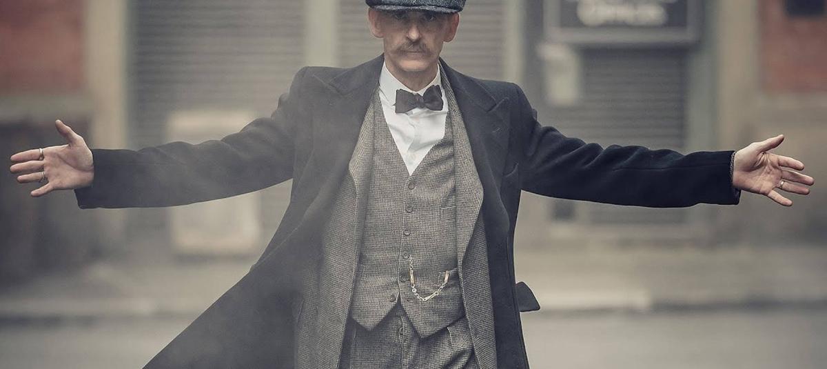 Condenan a actor de 'Peaky Blinders' por consumo y posesión de drogas