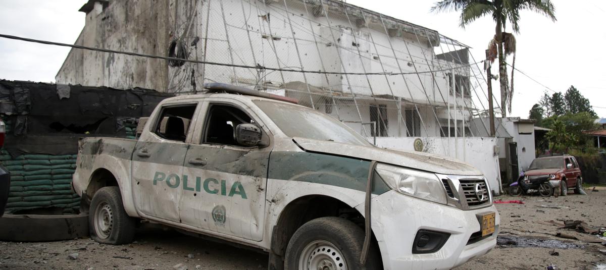 En fotos: así quedó la estación de Policía de Morales, Cauca, por ...