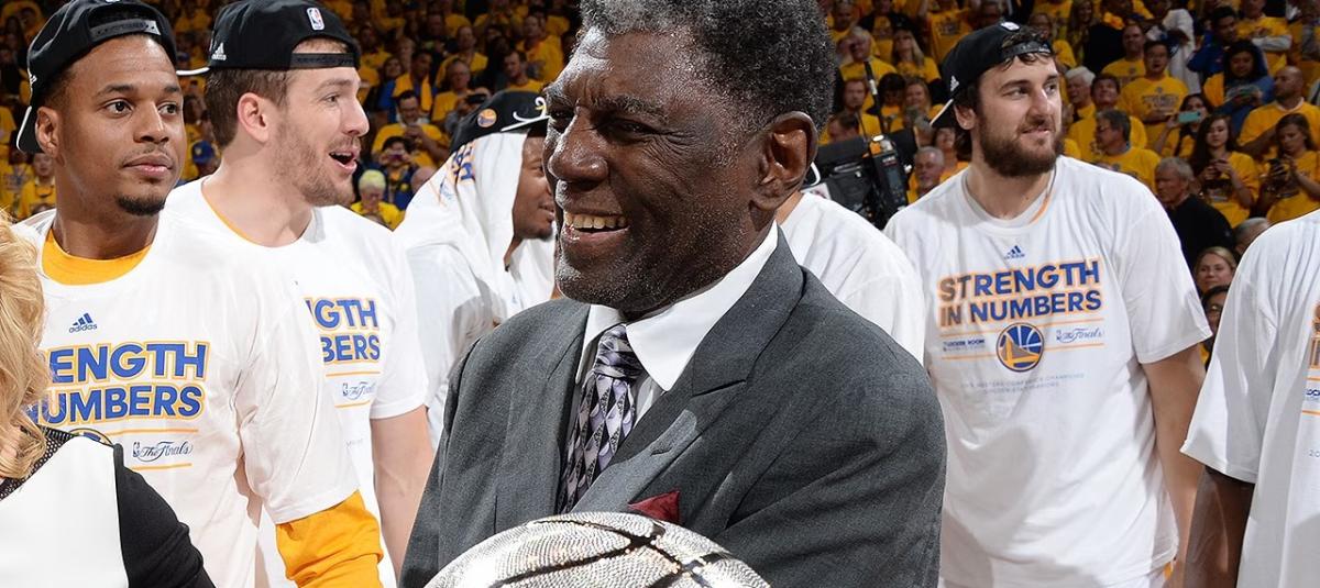 Los Warriors de la NBA lloran la pérdida de la leyenda Alvin Attles ...