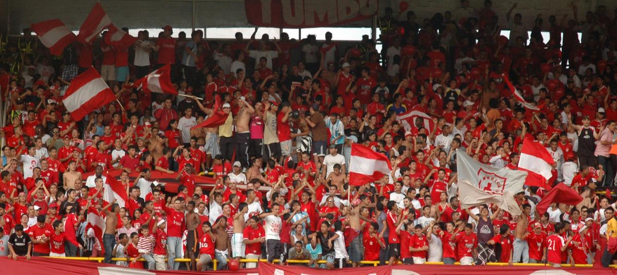 Barra brava del América les hace exigencias a hinchas y lanza ...