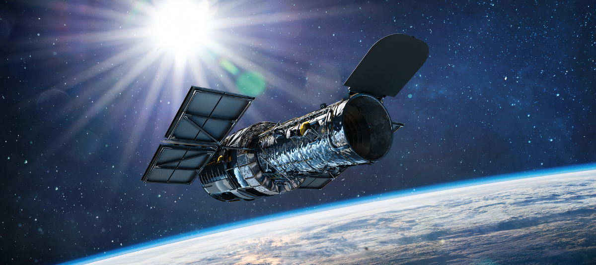 Telescopio espacial revela el raro fenómeno del anillo de Einstein perfecto