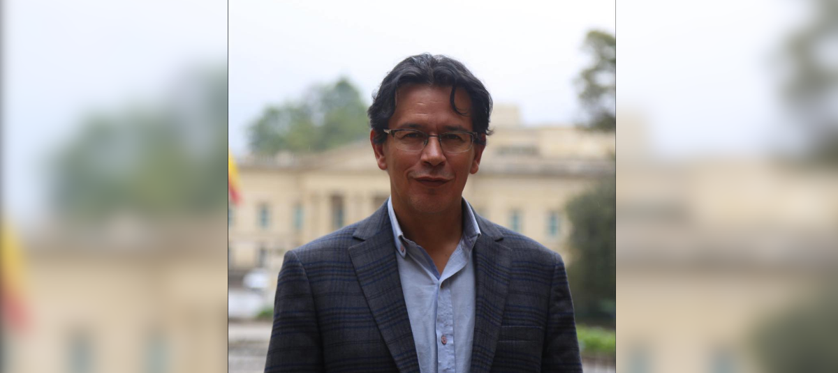 El senador Alberto Benavides fue elegido como el nuevo presidente del ...