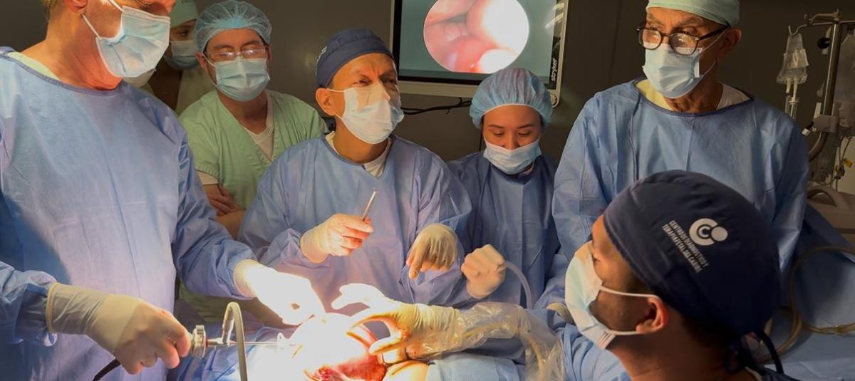 Barranquilla realizó la primera cirugía fetal intrauterina para ...