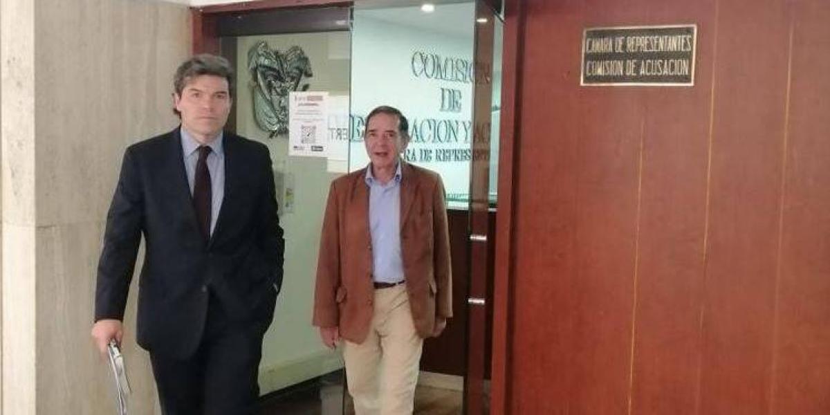 Gustavo Petro: su abogado Mauricio Pava presentó poder a Comisión de ...