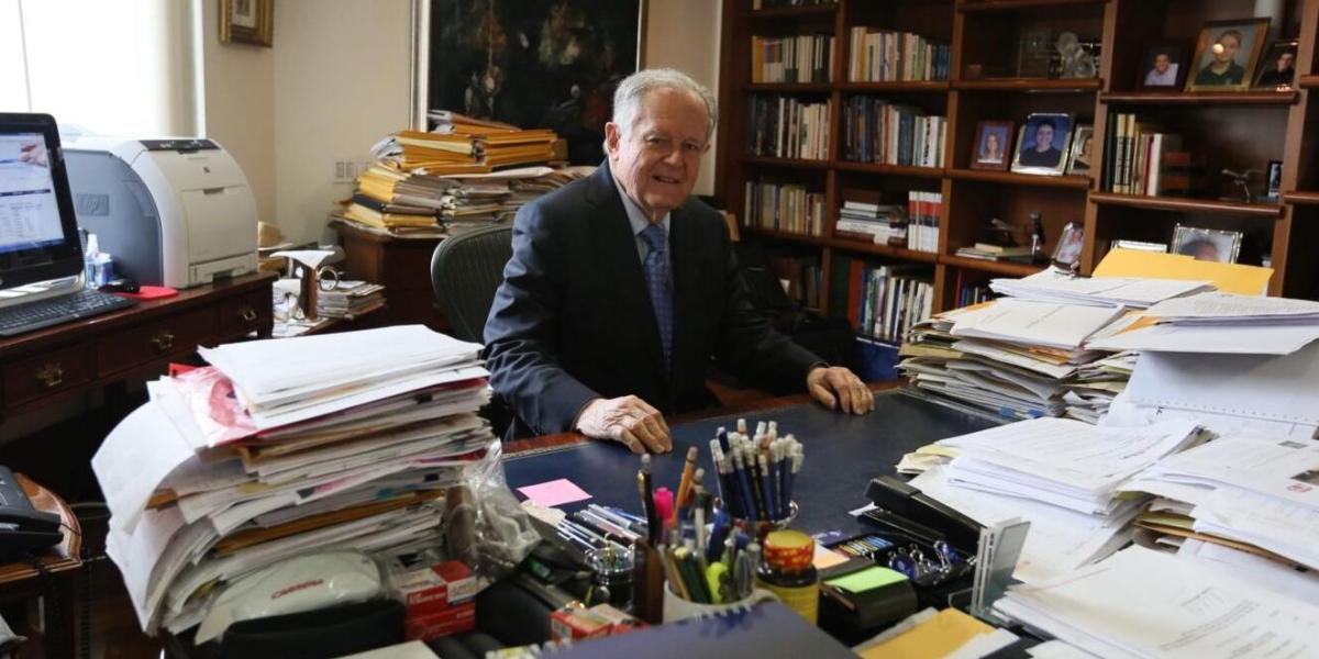 Luis Carlos Sarmiento Angulo: desde las edificaciones hasta el sector ...